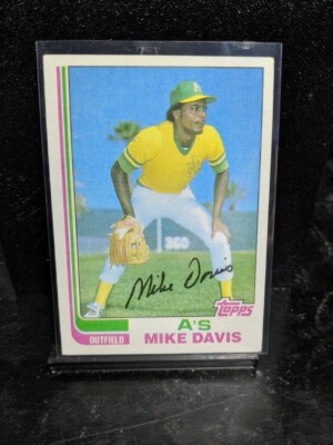 1982 Topps Mike Davis Baseball Card Oakland Athletics #671 | eBay