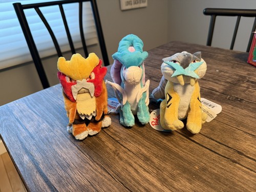 Raikou Entei Suicune Pokémon fit Plush SITTING CUTIES Pokemon Set of 3 ...
