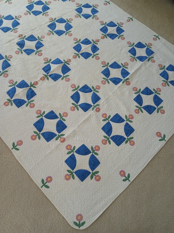 Vintage Hand Appliqued Hand Quilted Posey Round The Square Quilt | eBay