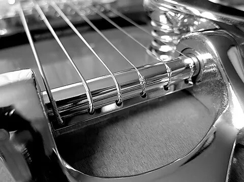 BUTCHIE BAR: A Stringing Facilitator for BIGSBY Vibratos | eBay