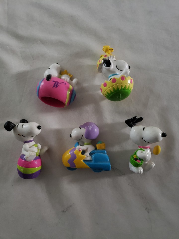 5 Vintage Peanuts Snoopy Figures pvc UFS EASTER THEMED WOODSTOCK | eBay