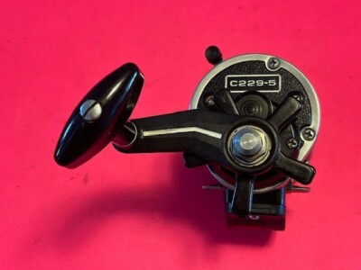 NEWELL C229-5 CONVENTIONAL CASTING FISHING REEL LOOKS AND WORKS GREAT ...
