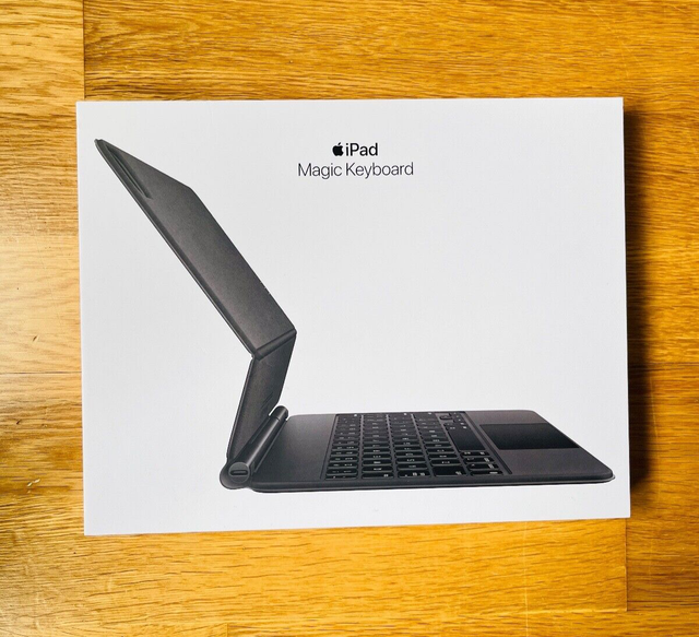 Apple Magic Keyboard for iPad Pro 11" (2nd Generation) British English ...