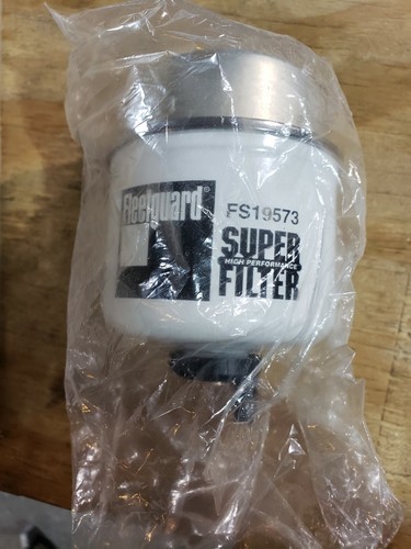 Fleetguard FS19573 Fuel Water Separator Filter John Deere/ RE60021 ...