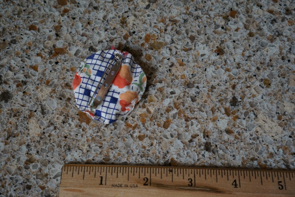 Vintage Brooch - Cutest Cinched Fabric Cloth Round Green Button | eBay