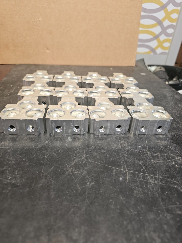 12PC SQUARE D AL800M23 ALUMINUM TEE LUG, 3/0 500KCMIL 50 N-M | eBay