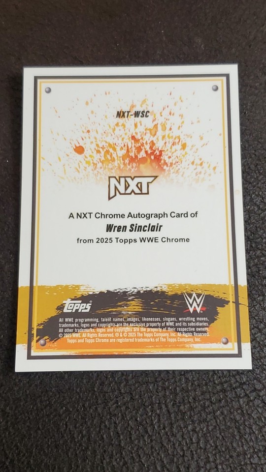 2025 Topps Chrome WWE Wren Sinclair NXT Gold Geometric Refractor Auto ...