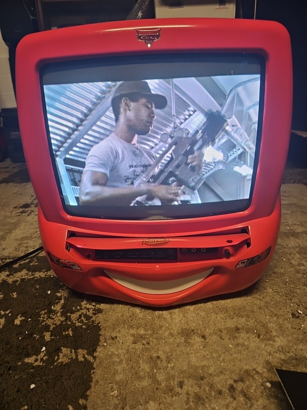 Disney Pixar Cars Lightning Mcqueen 13" CRT TV DVD Combo Television ...