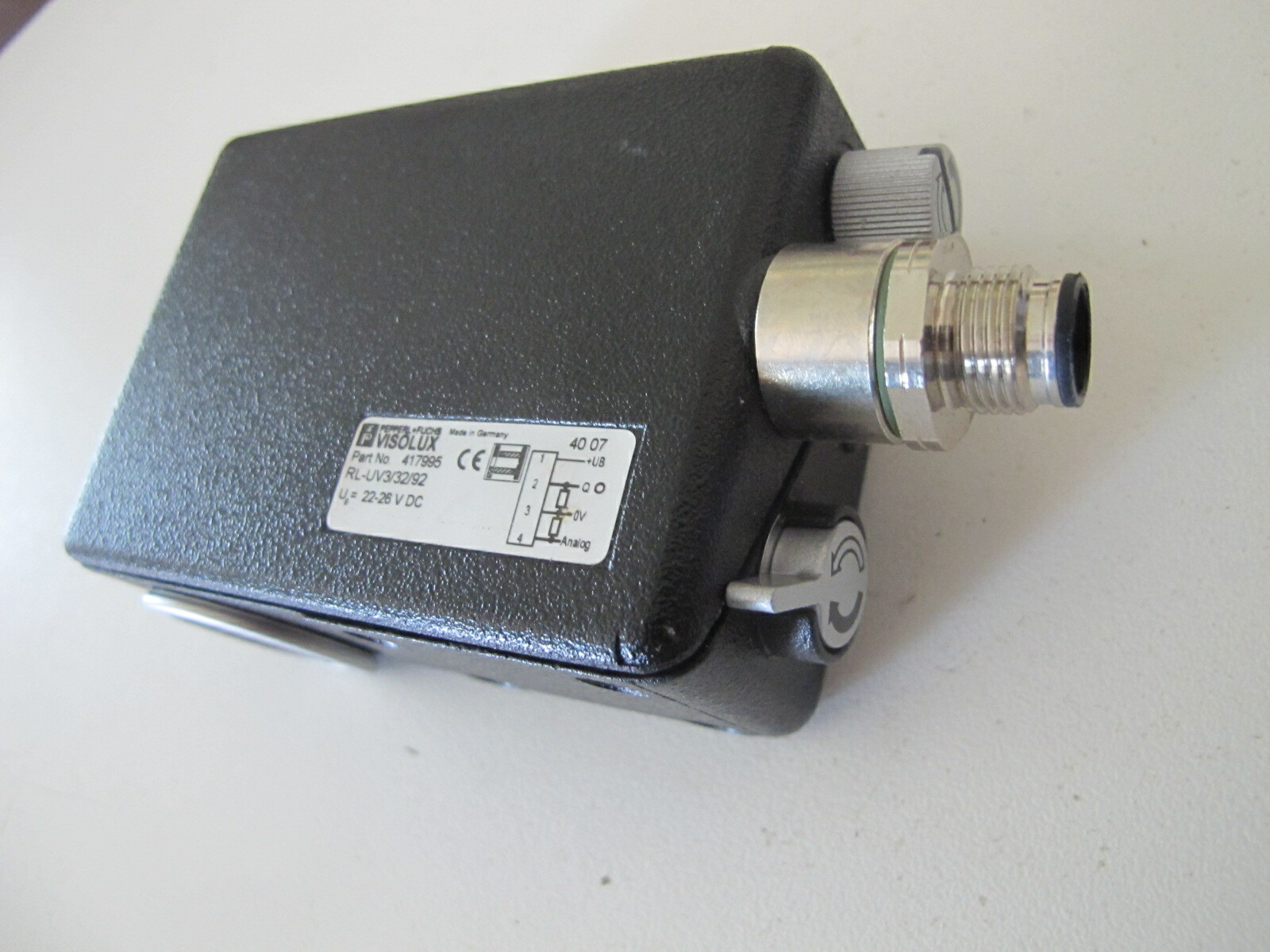 PepperL+Fuchs Visolux 417995 Photoelectric Sensor RL-UV3/32/92 22-26VDC ...