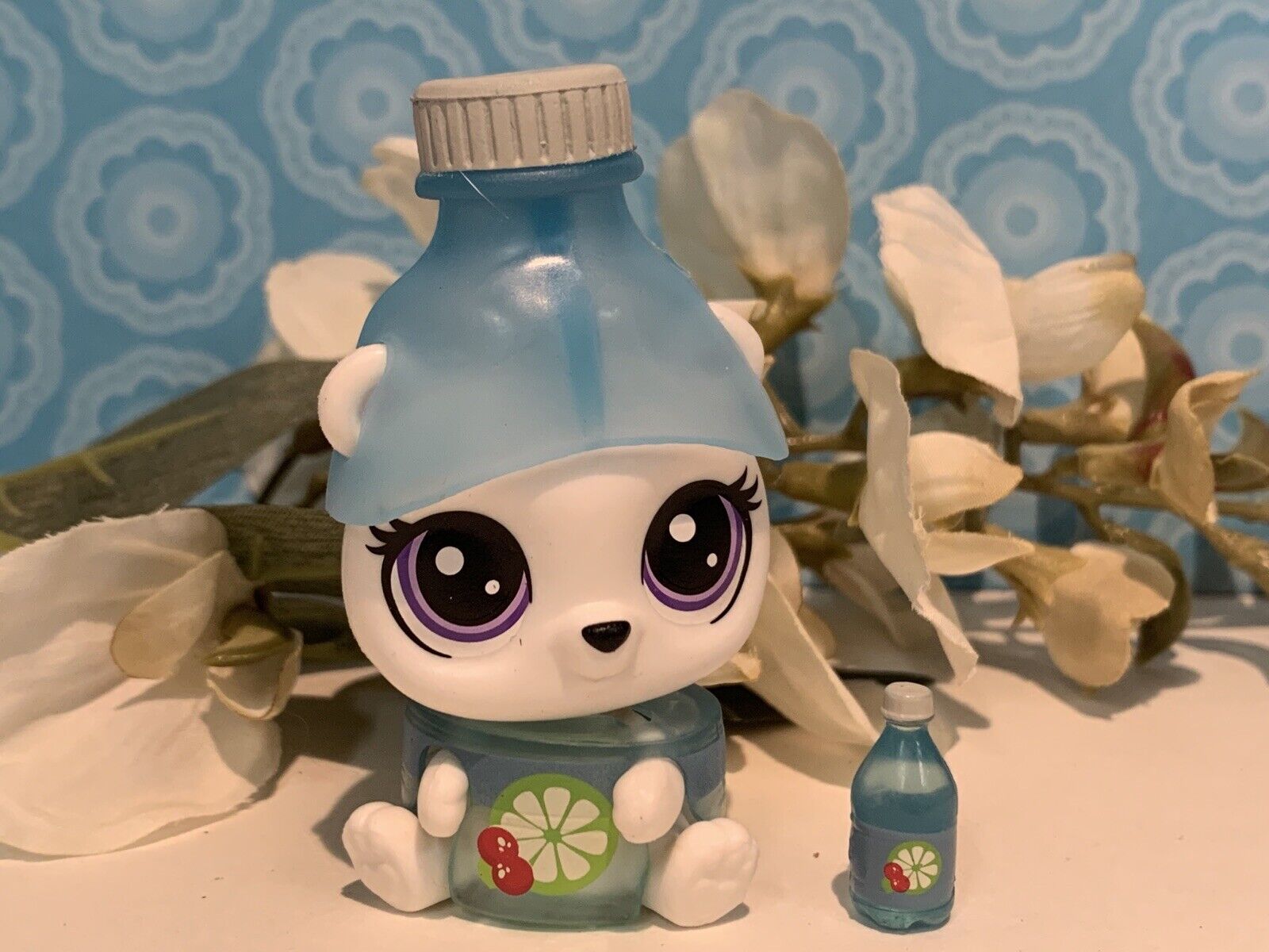 Littlest Pet Shop LPS Authentic White Soda Polar Bear 4-168 Thirsty ...