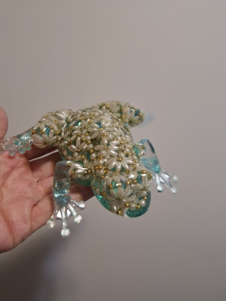 Handmade Resin Art Daisy Beaded Frog Figurine Paperweight Home Decor | eBay