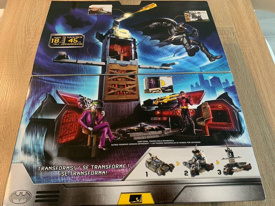 DC Comics Batman Ultimate Transforming Batmobile Playset Exclusive ...