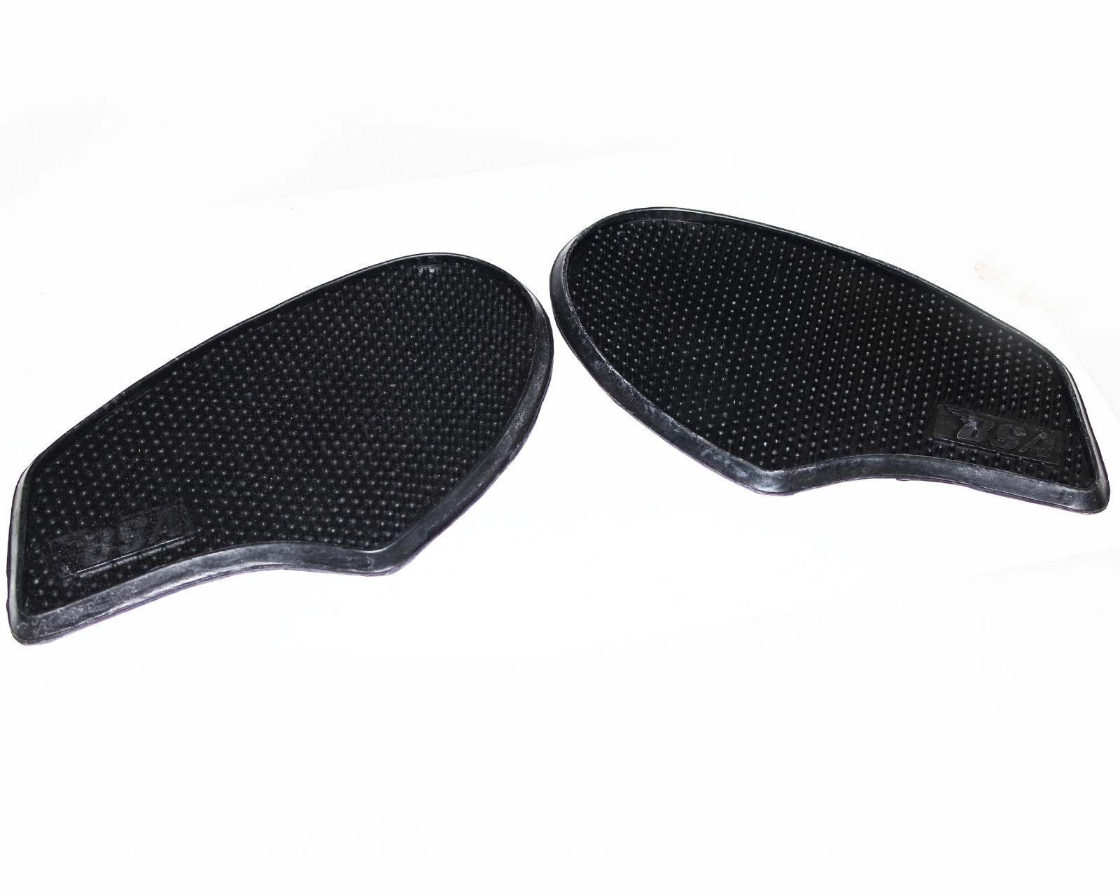 BSA Gas Fuel Tank Knee Pad Rubber Grip Set A65F B44 B25 Models AEs | eBay