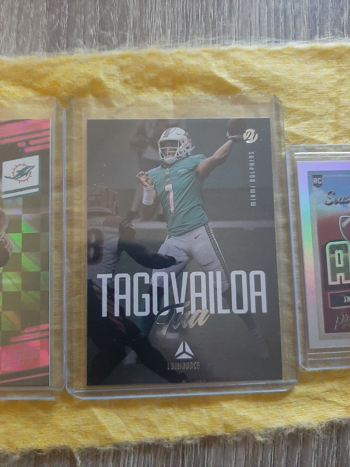 Tua Tagovailoa Short Print, Base Tua, and Rookie season greetings ...