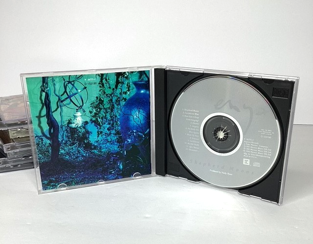 ENYA - Day Without Rain + Amarantine + Watermark + Moons - NEW AGE (7 ...