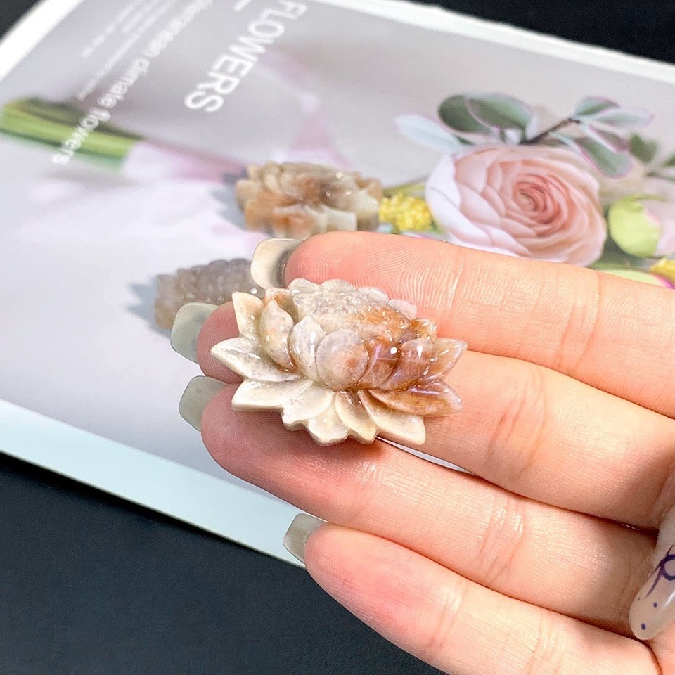 Natural Moonstone Quartz Hand carved Lotus flower Crystal Reiki healing ...