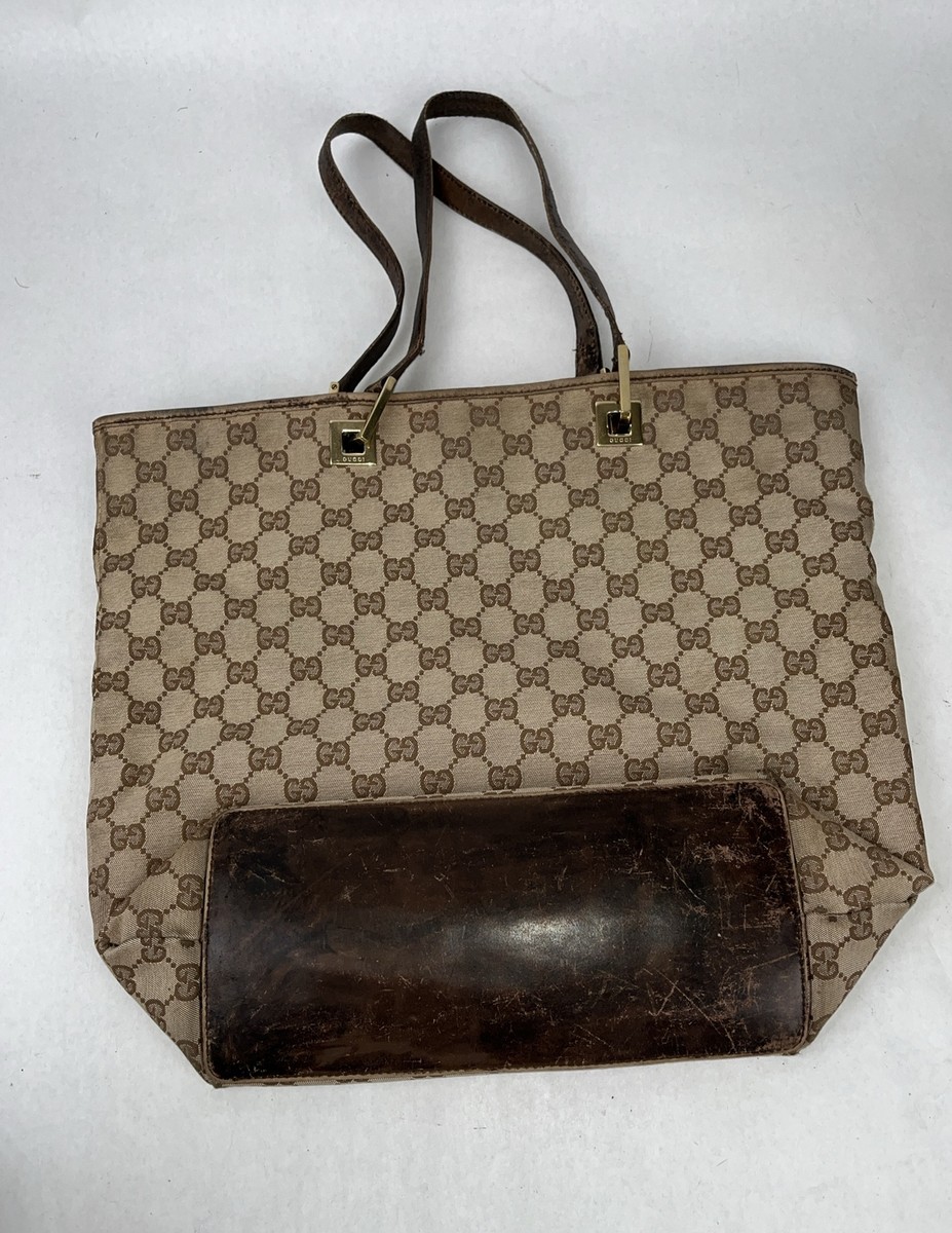 O132-K18-2528 GUCCI グッチ Controllato 小銭入れ 黒 ブラック 箱付き サイズ約11cm×9cm ① ｜ファッション