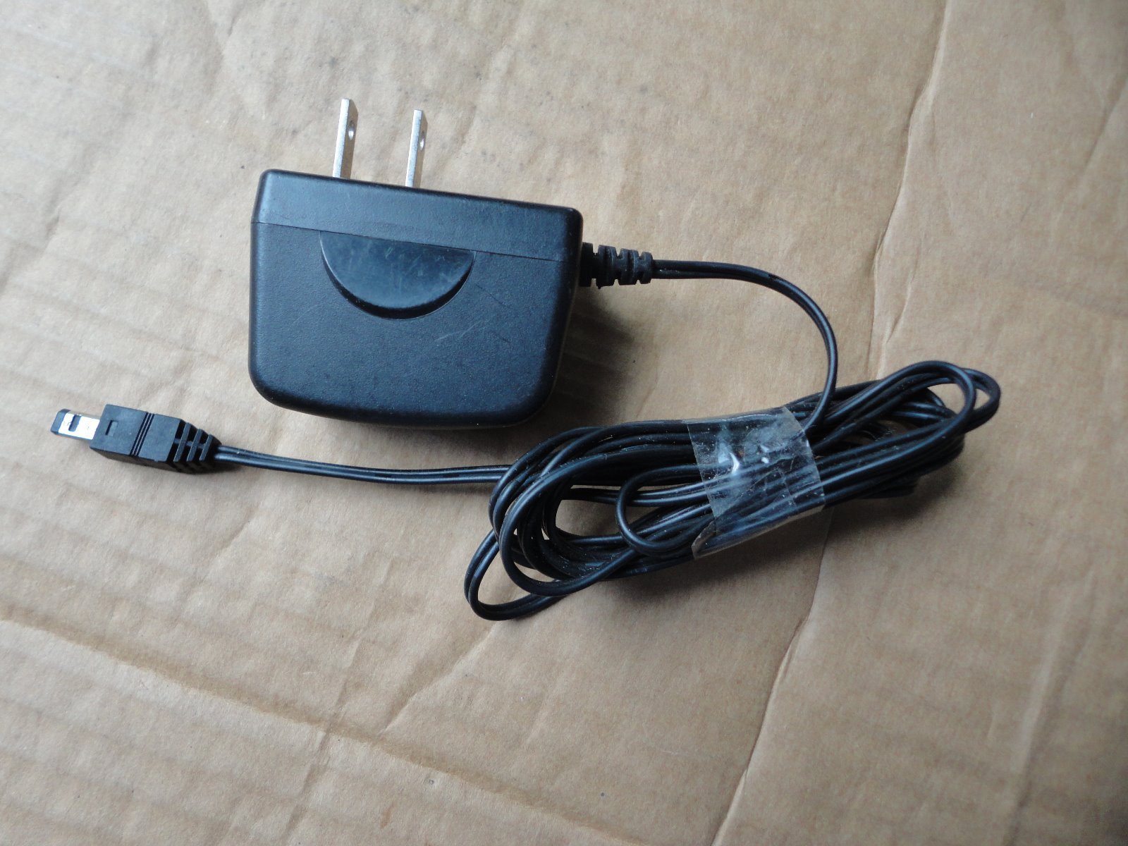 DVE Switching Adapter- Model DSA-5W-05 FUS 050050 Output 5V-0.5A | eBay