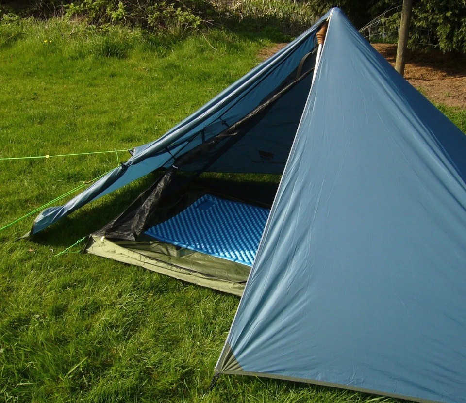 1 Person Ultralight Backpacking Tent - Lightweight GeerTop Pyramid ...