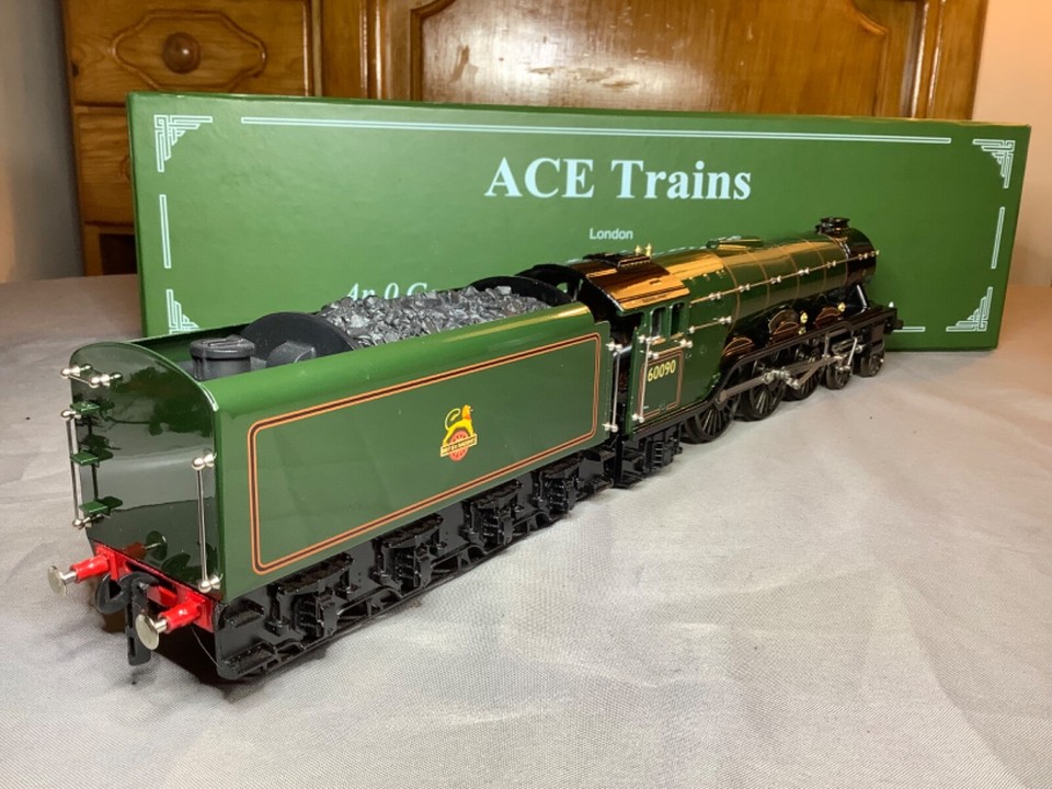 Ace Trains O Gauge 2 or 3 Rail BR Green 4-6-2 A3 Class Loco 60090 Grand ...