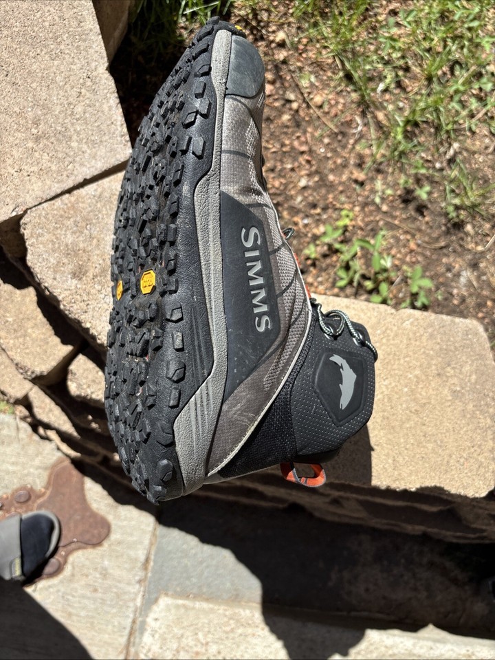 Simms Flyweight Wading Boots Men's 12 Vibram Soles | eBay