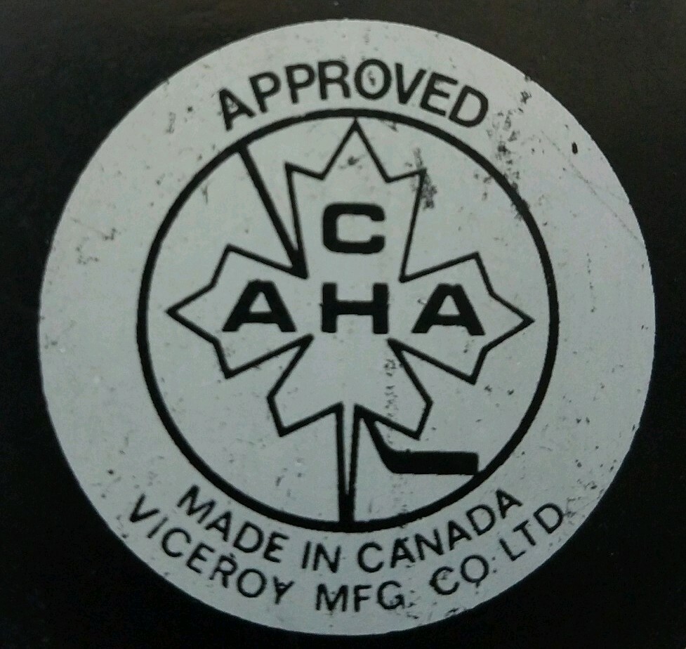 VINTAGE APPROVED CAHA OFFICIAL PRACTICE GAME PUCK MADE IN CANADA ...
