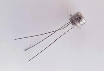 2 x MP21D Matched PAIR Germanium Transistor GE PNP Fuzz Face 2N1926 ...