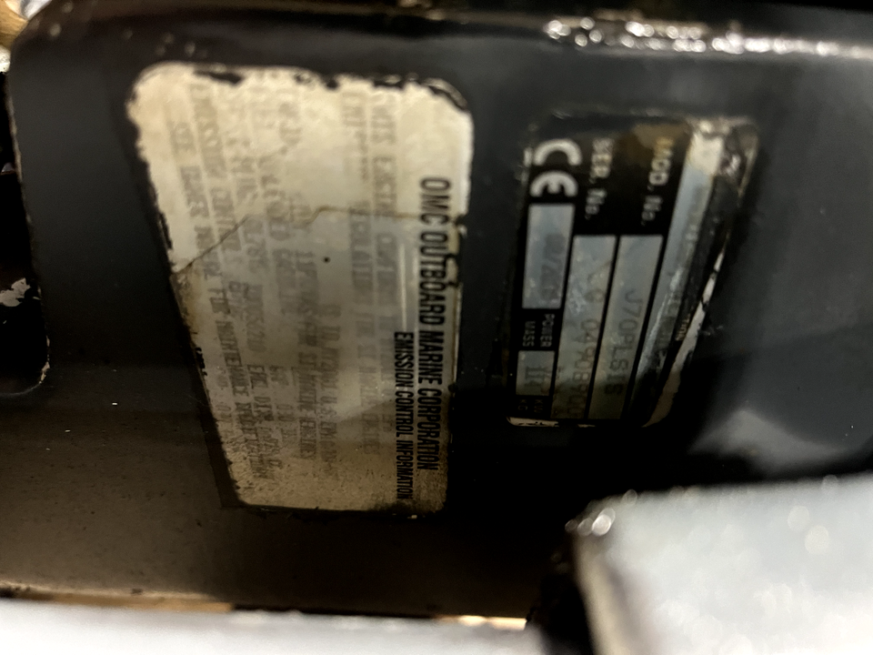 2001 Johnson 70 hp Carb 2-Stroke 20" Outboard Boat Motor Evinrude Prop ...
