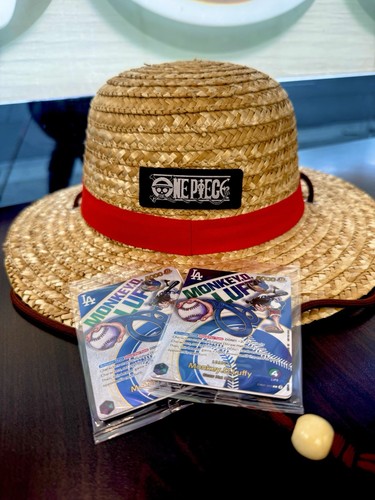 DODGERS X ONE PIECE COLLAB PROMO CARD MONKEY D. LUFFY | eBay