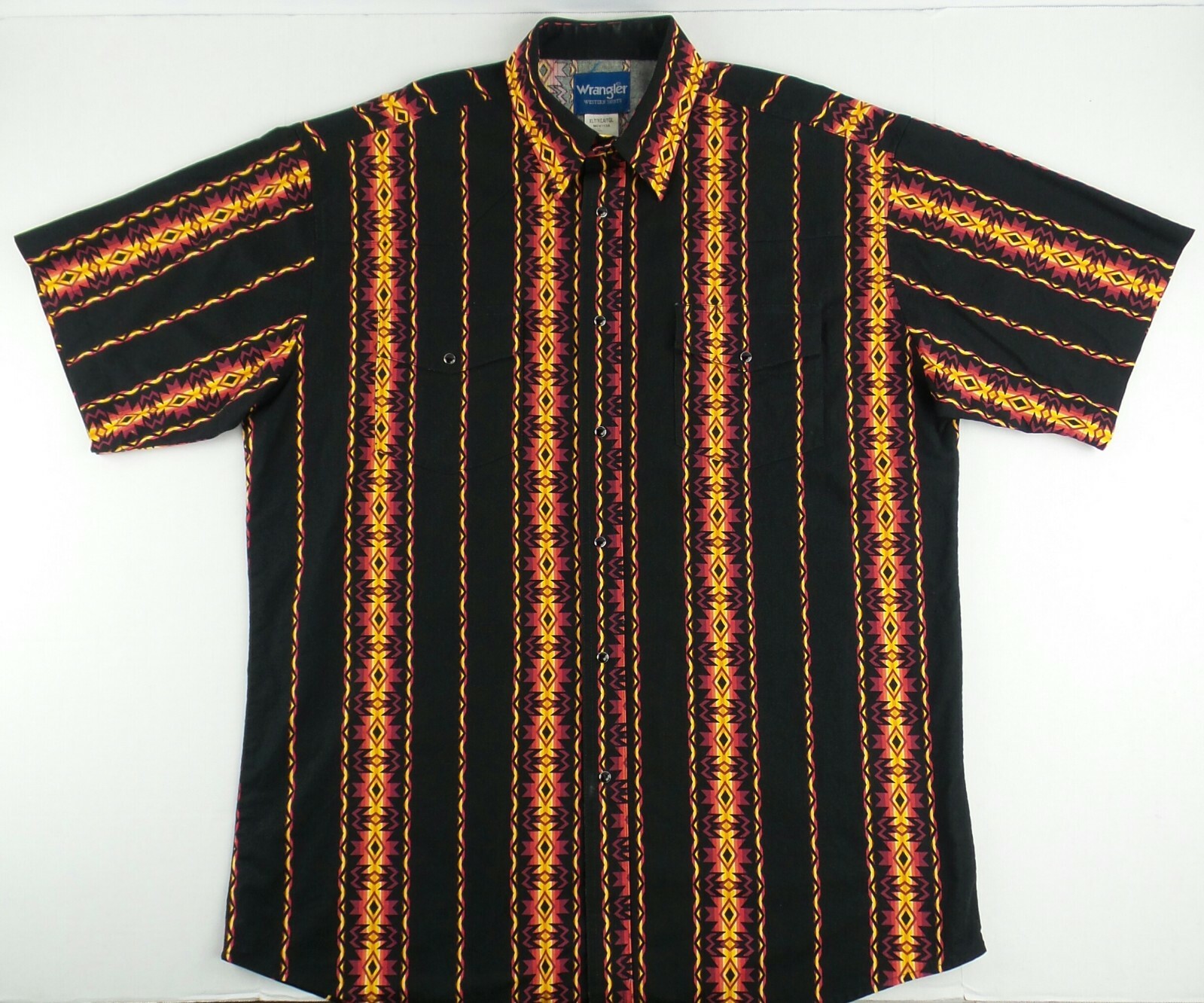 Vintage Wrangler Wester Navajo Aztec Print Cowboy But… - Gem