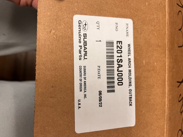 2015 Subaru Outback OEM Wheel Arch Moulding Kit Set of 3 E201SAL000 for ...