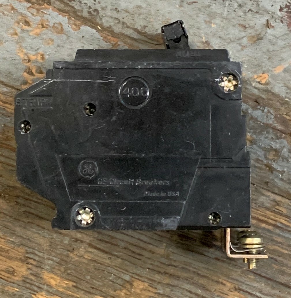 GENERAL ELECTRIC E11592-G CIRCUIT BREAKER 2 POLE 120/240V 20A | eBay