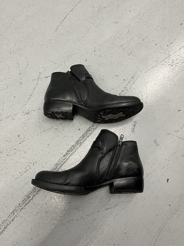 Bjorn Leather Boots 6 US Womens Full Grain Black Zip Up Western Biker ...