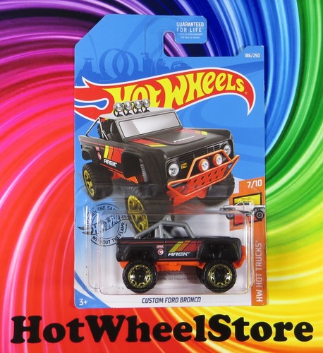 2019 Hot Wheels **TREASURE HUNT** CUSTOM FORD BRONCO Card #186 HW33 ...