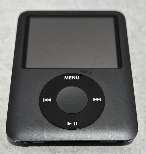 Apple iPod Nano 3rd Generation Model A1236 8GB Dark Space Gray - Works ...