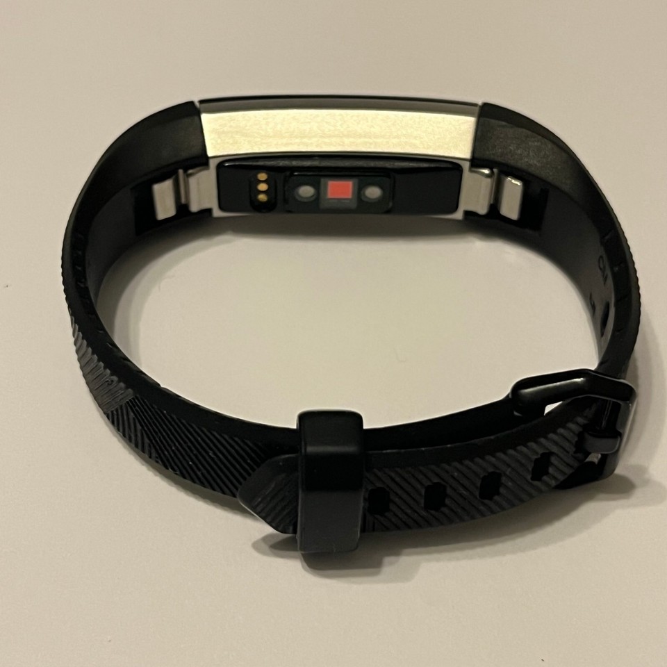 Fitbit Alta HR Fitness Activity Tracker w/ Heart Rate Monitor FB408 ...