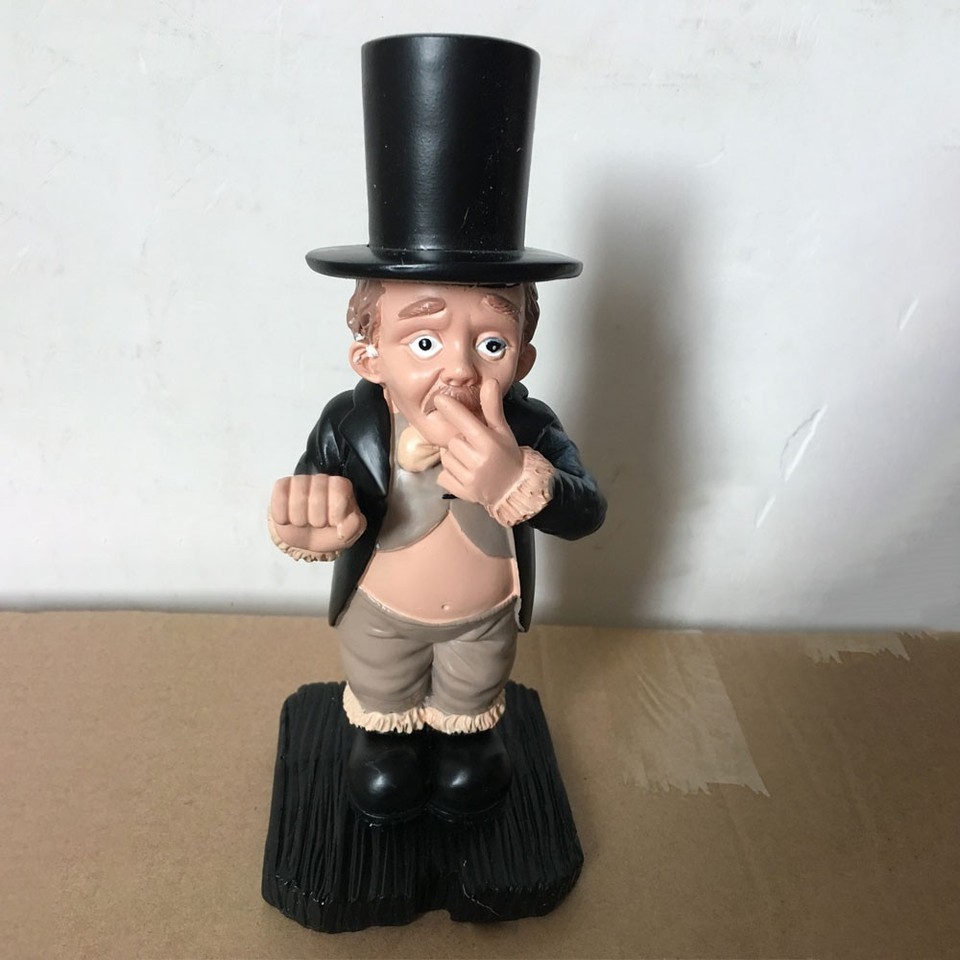 Toilet Butler Roll Paper Holder Resin Ornament for Bathroom Cute ...