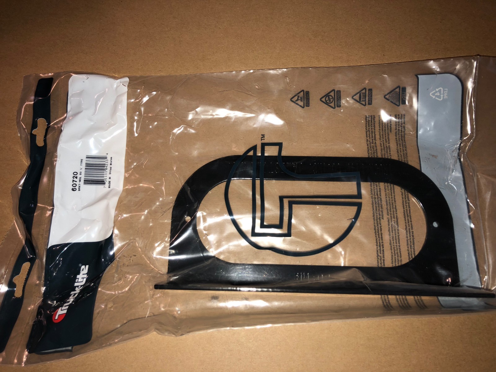 Truck-Lite Black Oval Bracket Mount for 60 Series Lights for sale ...