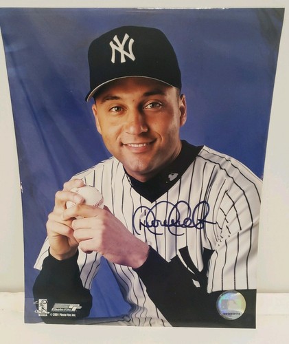 Derek Jeter New York Yankees Signed Autographed 8x10 Photo | eBay