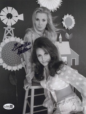 GUNILLA HUTTON Signed HEE HAW 8x10 Autograph Photo JSA COA CERT | eBay
