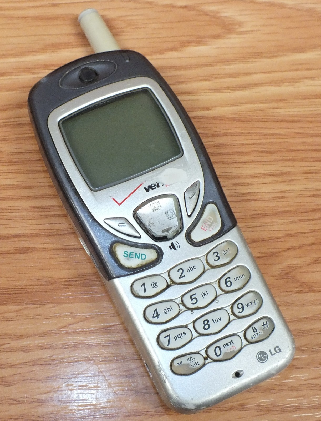 Genuine LG VX2000 (Verizon) 3G CDMA Bar Phone With DC Power Supply ...