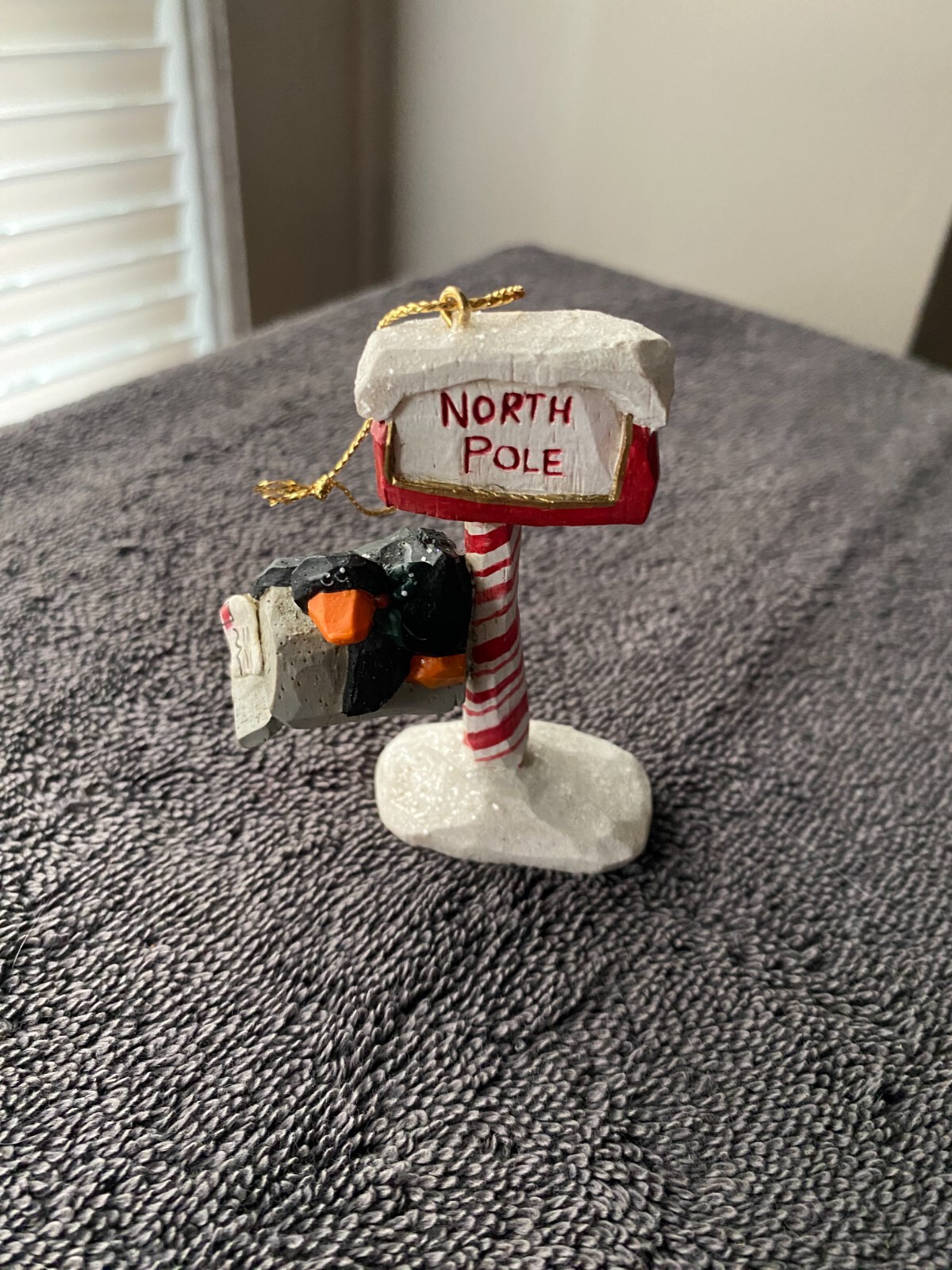 Eddie Walker Midwest of Cannon Falls Penguin on Mailbox North Pole Sign ...