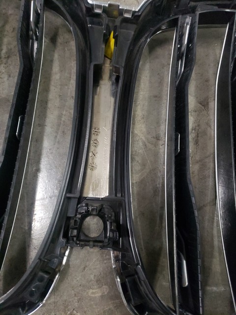 2020 BMW X5 OEM Grille Camera Hole 51137454889 20240006541/441 for sale ...