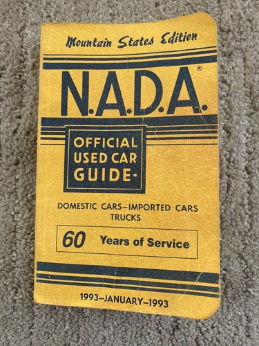 VINTAGE 1993 NADA OFFICIAL USED CAR GUIDE. JANUARY MOUNTAIN STATES ...
