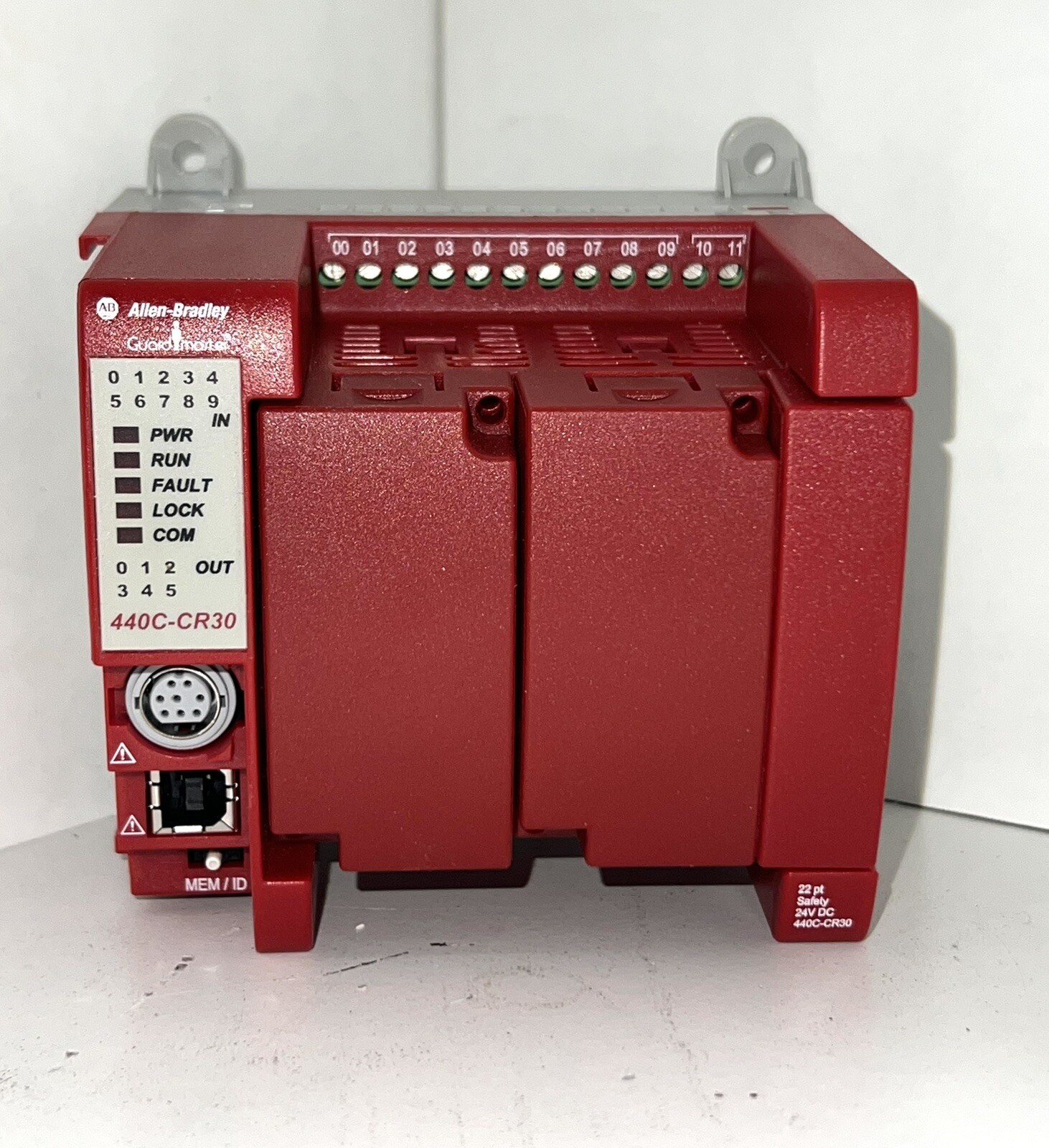 Allen Bradley, 440C-CR30-22BBB, Guard Master Safety Relay, CR30, Series ...