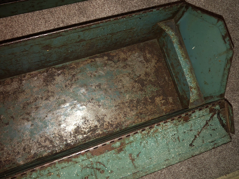 Vintage WATERLOO Industries Green Metal Coffin Tool Chest w Removable ...