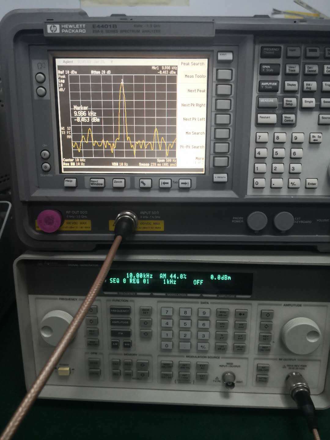 KEYSIGHT HP Agilent 8648B Signal Generator Frequency 9 kHz- 2 GHz | eBay