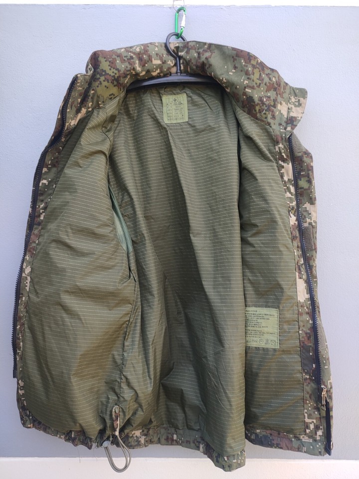 South Korea Army ROK Granite B Digital Camo Waterproof Raincoat Jacket ...