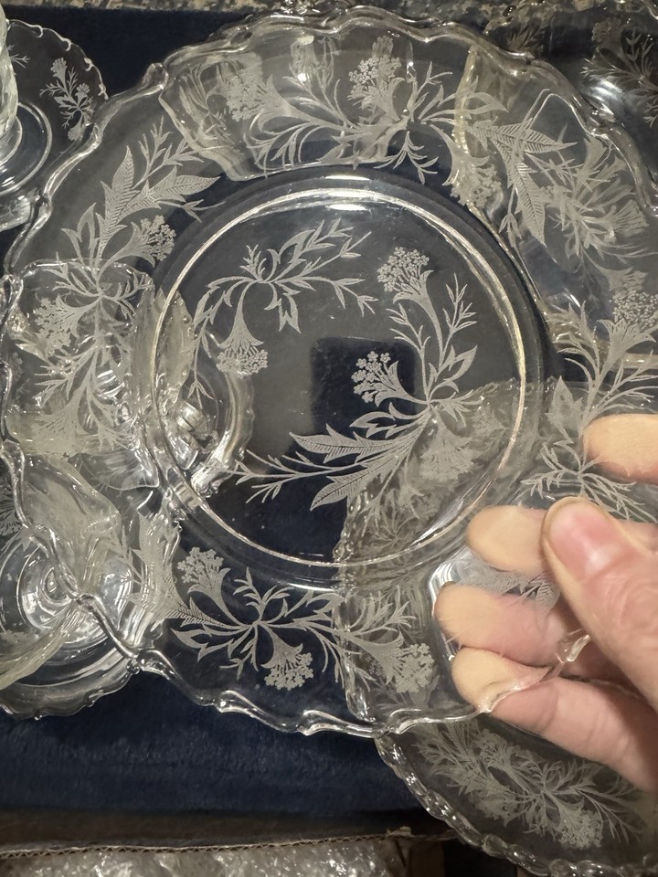 Fostoria Heather Etched Floral Pattern serving for 4-Cup Saucer Set W ...