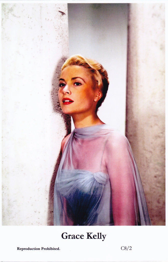 Grace Kelly Pin Up